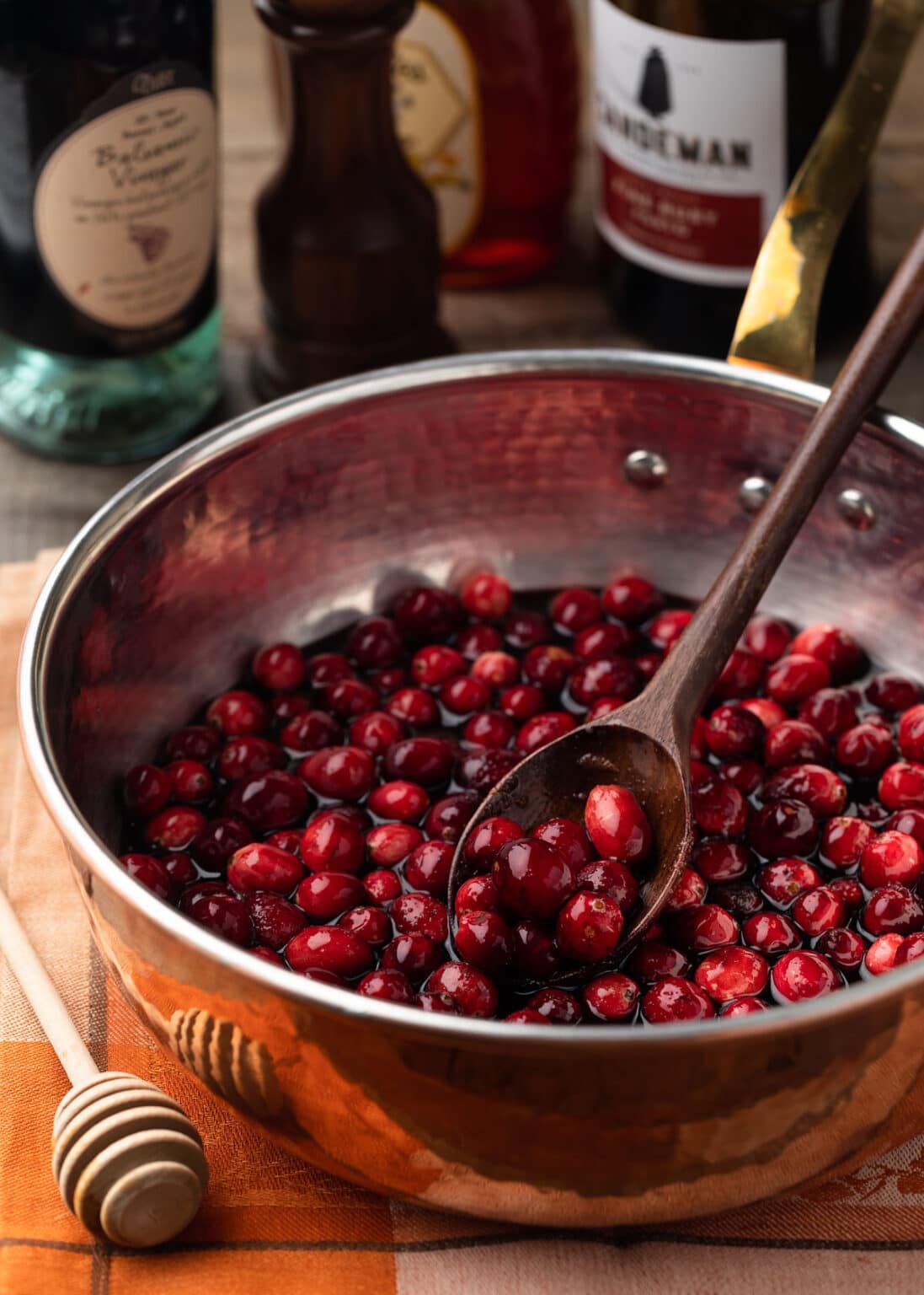 Cranberry Sauce with Port Wine - Striped Spatula